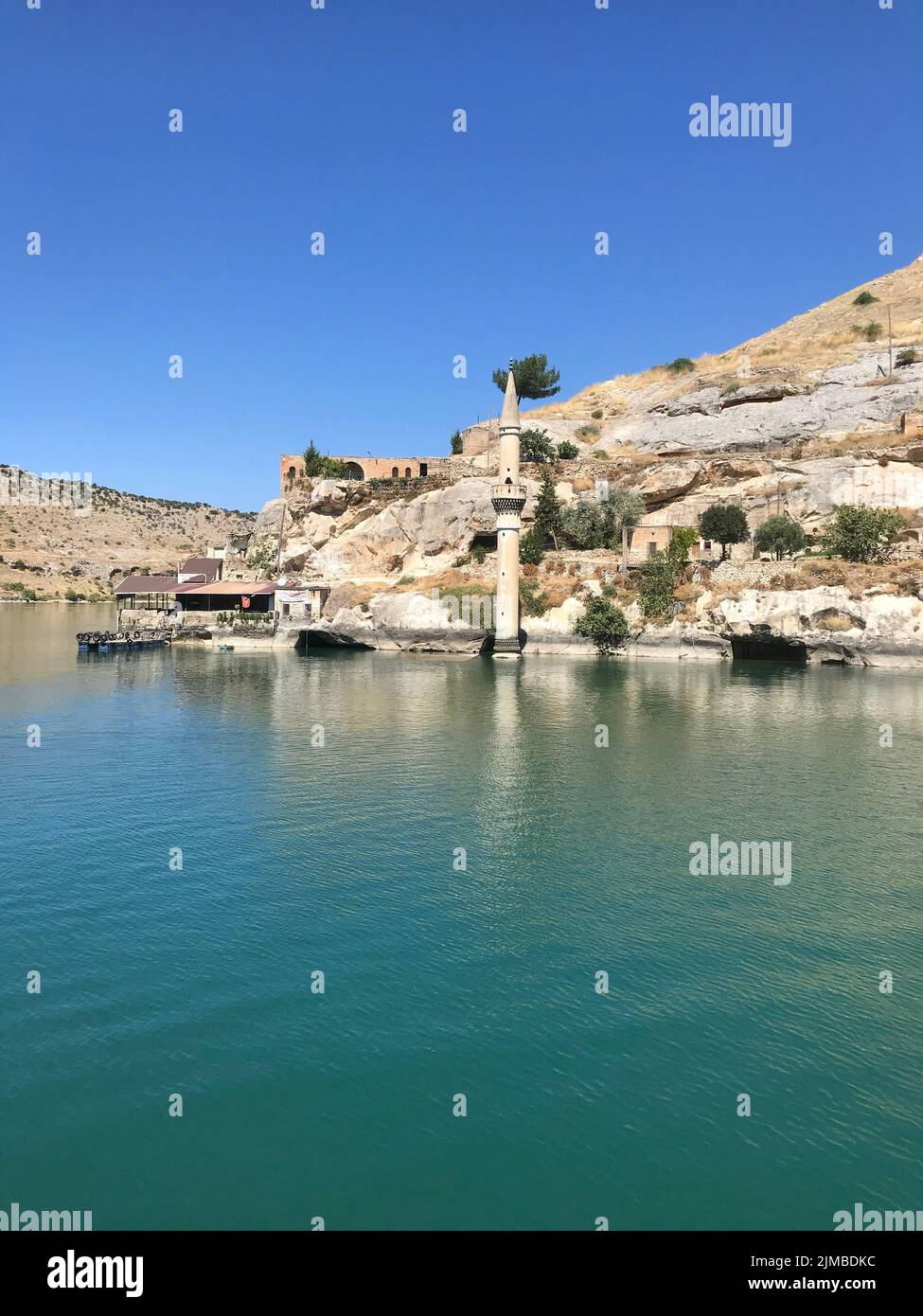 Halfeti city of Sanlurfa and submerged buildings Stock Photo - Alamy