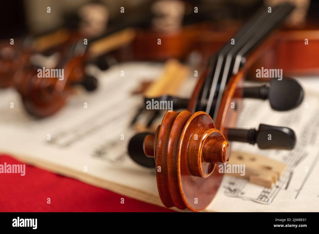 Messy sheet music hi-res stock photography and images - Alamy