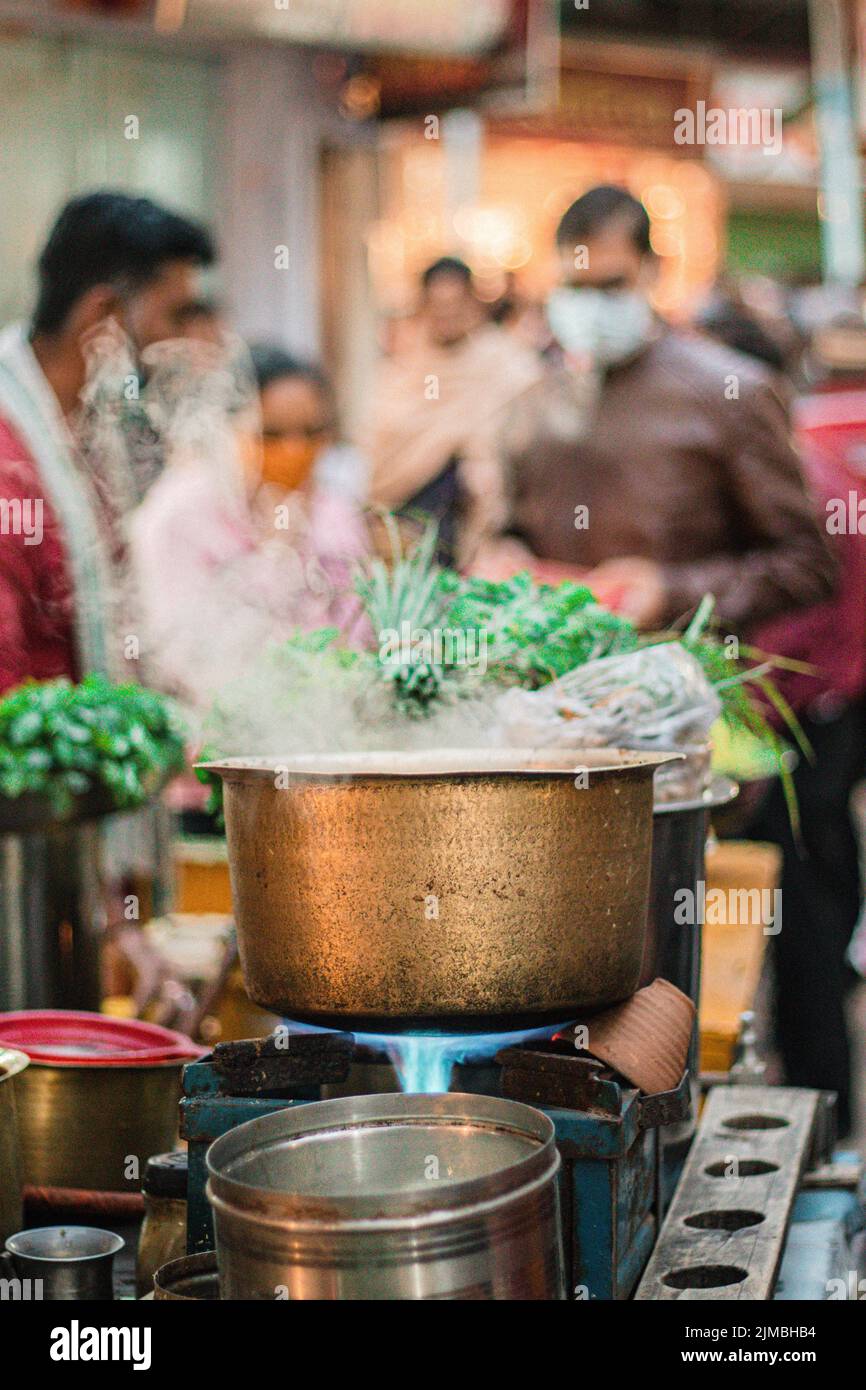 Traditional tea vessel hi-res stock photography and images - Alamy