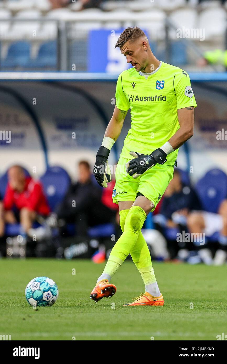 HEERENVEEN, NETHERLANDS - AUGUST 5: goalkeeper Andries Noppert of SC ...