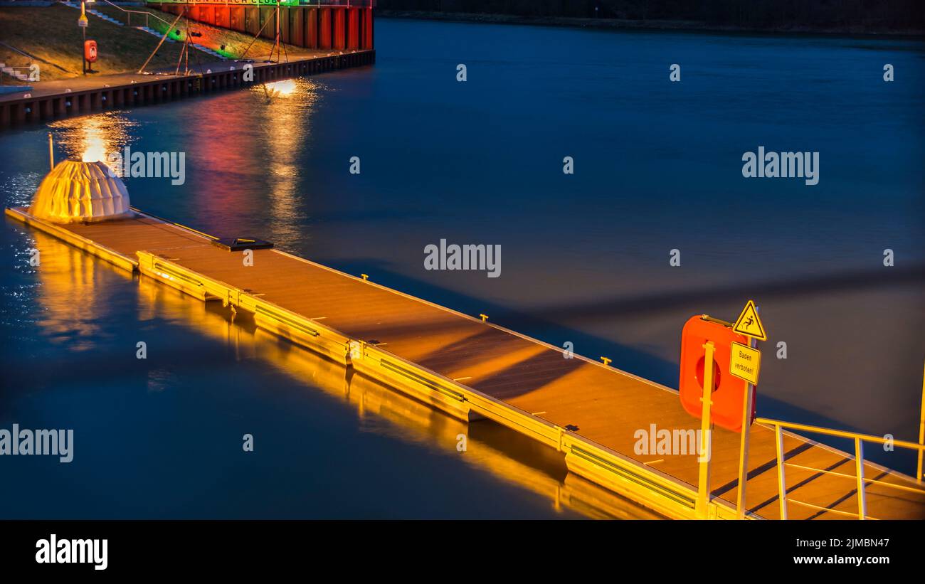 City catwalk hi-res stock photography and images - Alamy