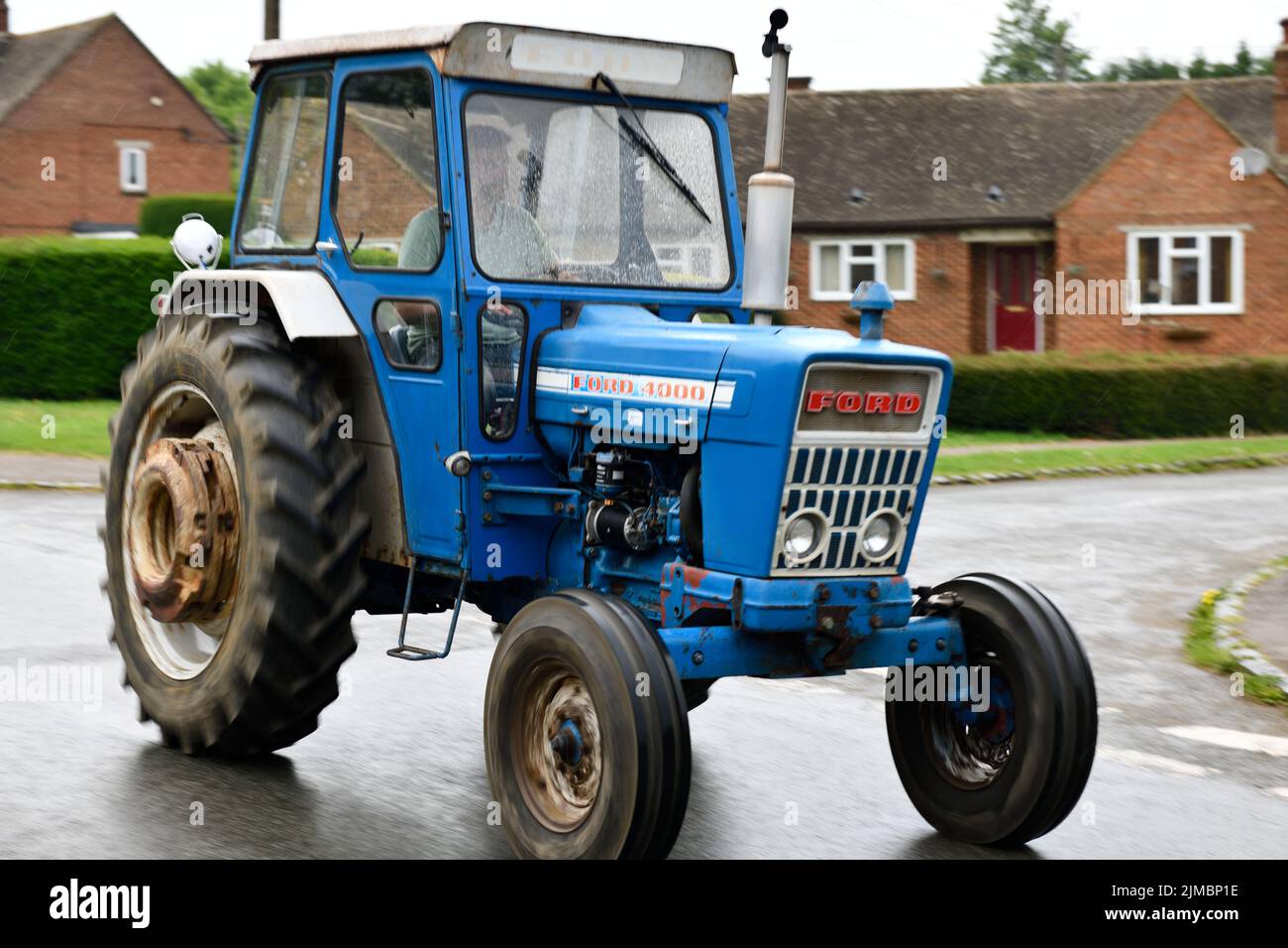 Ford 4000 tractor hi-res stock photography and images - Alamy