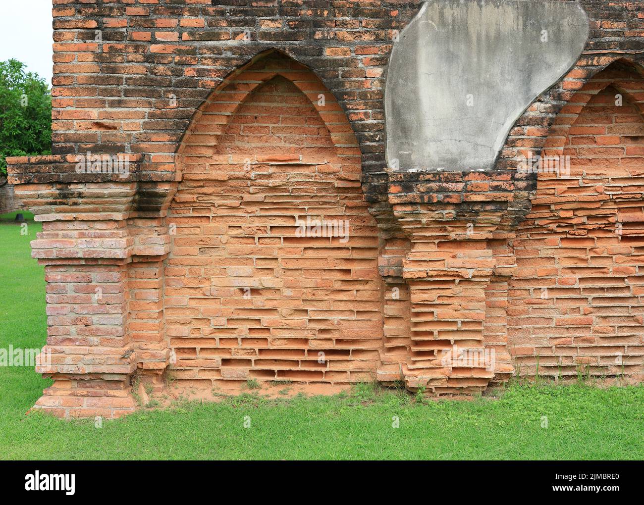antique ruins building and Ancient antiquity architecture of old ...
