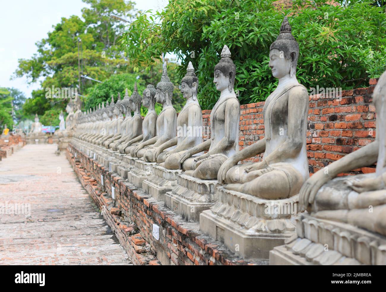 Ancient buddhism statue hi-res stock photography and images - Alamy