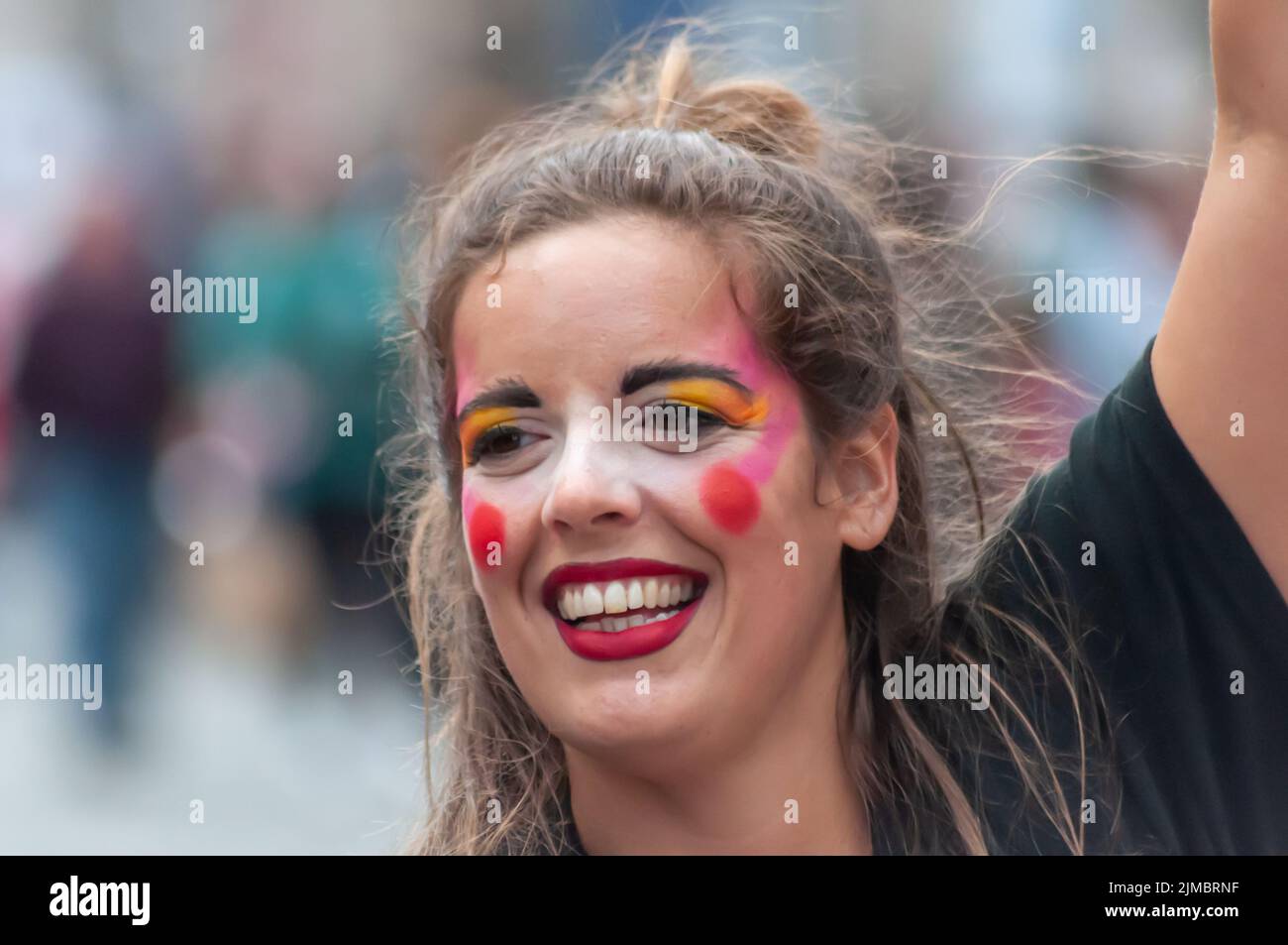 Edinburgh, Scotland, UK. 5th August, 2022. A performer on The Royal ...