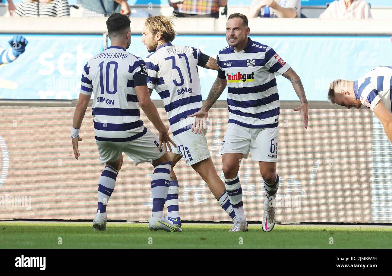 Msv duisburg rw rwe essen hi-res stock photography and images - Alamy