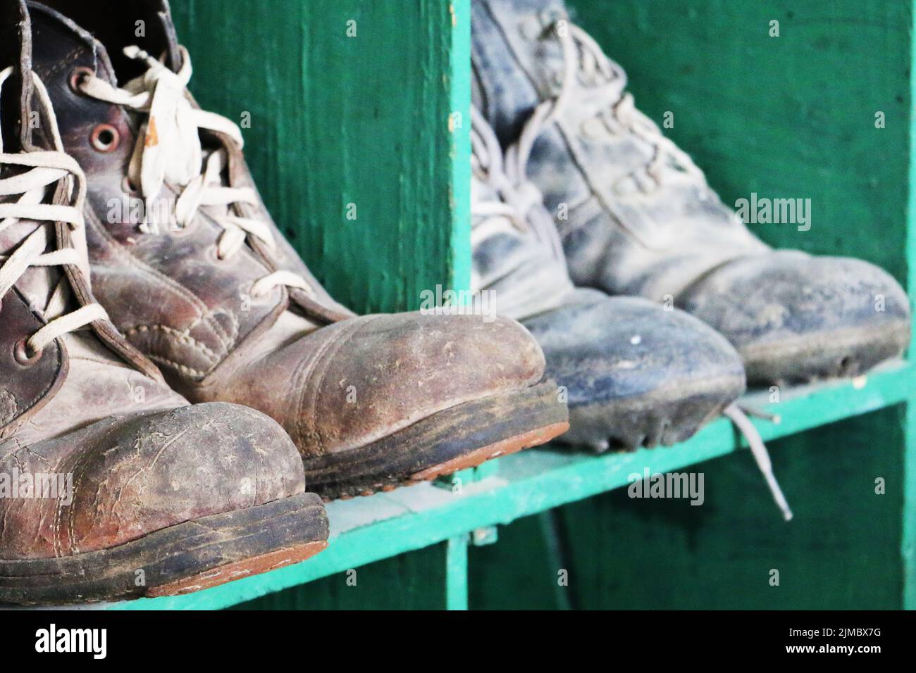 Old military boots Stock Photo - Alamy