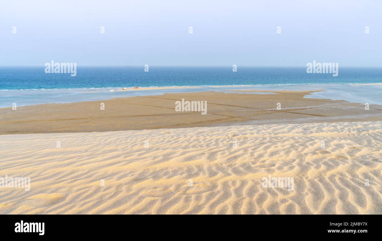 qatar adventurous place khor al udeid ,sea line beach Stock Photo - Alamy