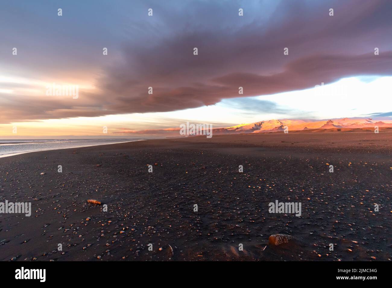 Diamond beach in iceland hi-res stock photography and images - Alamy