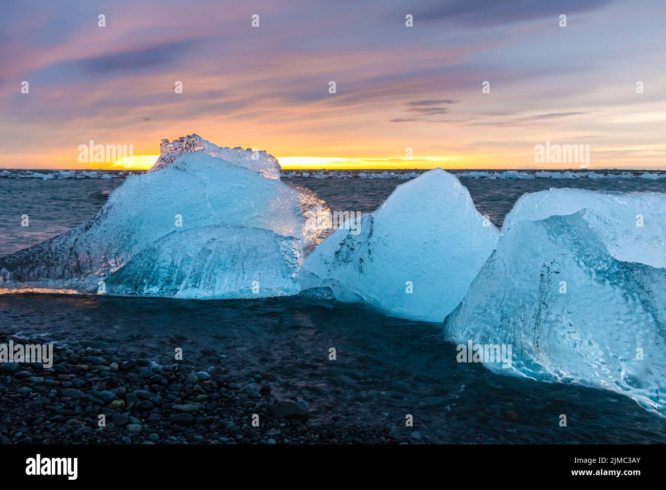 Diamond beach in iceland hi-res stock photography and images - Alamy