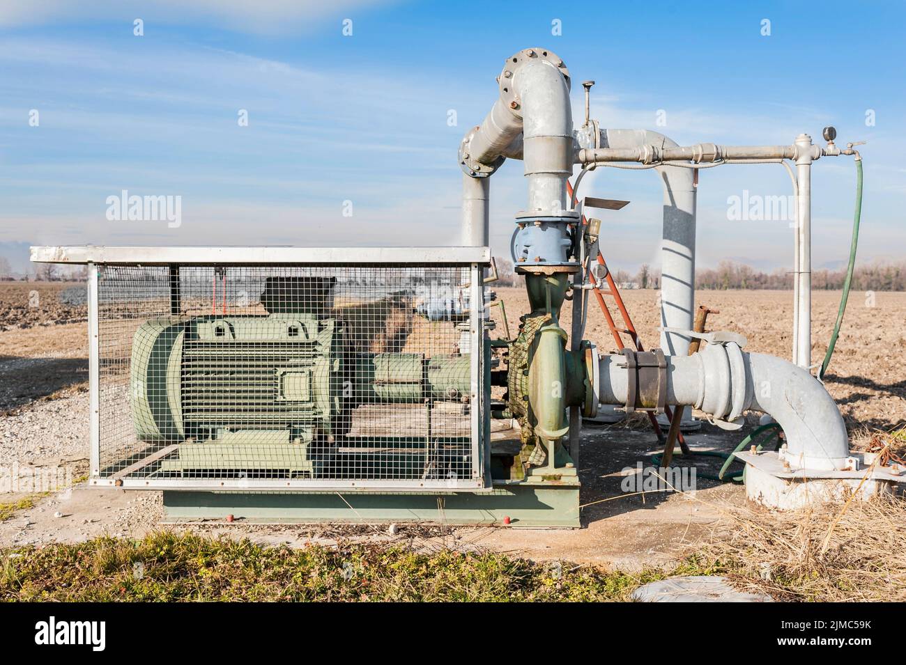 Irrigation water pumping system Stock Photo - Alamy