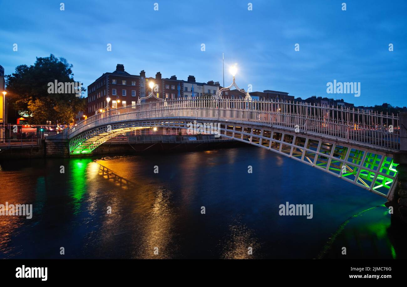 Half bridge hi-res stock photography and images - Alamy