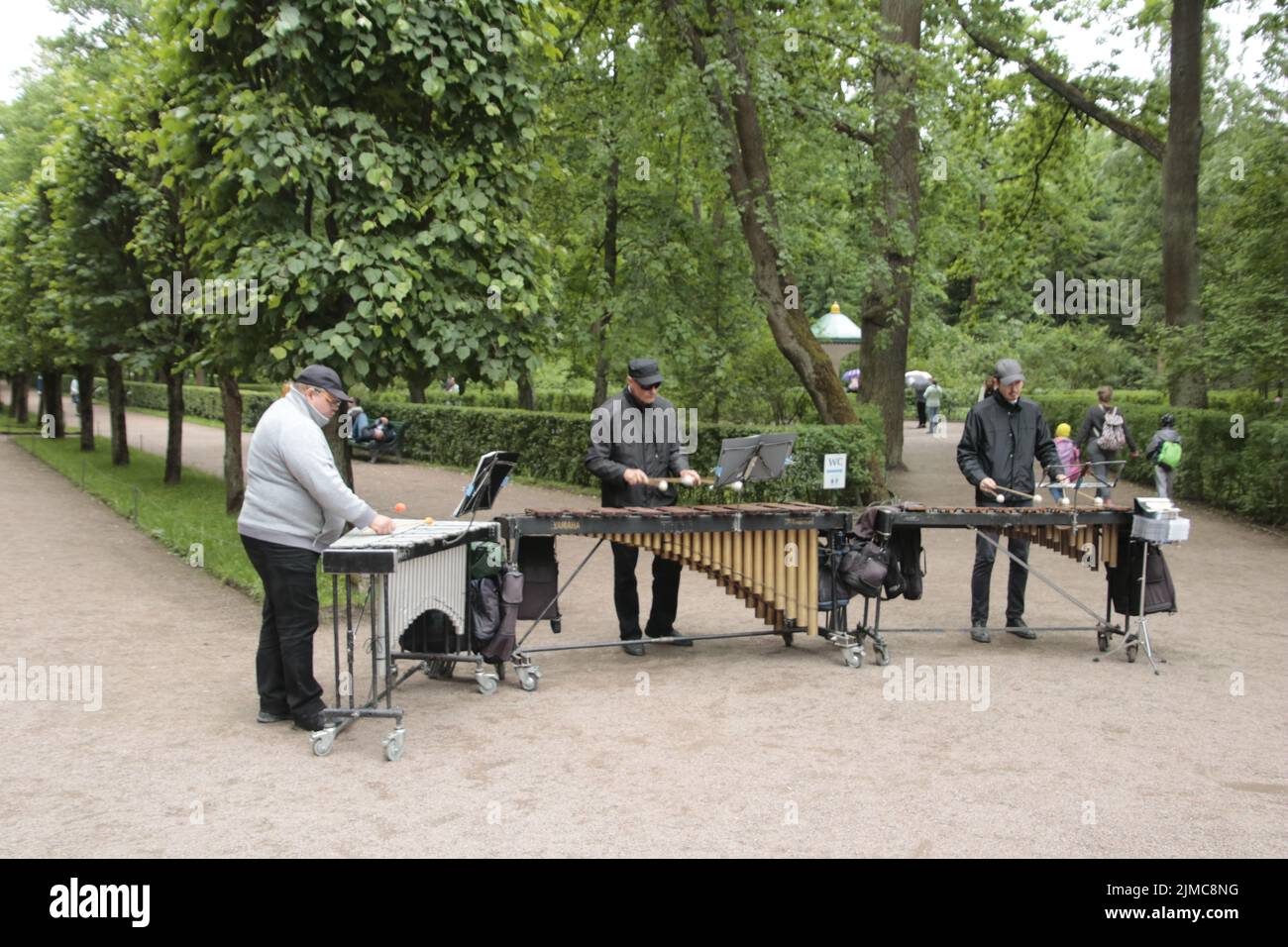 Russian band at Peterhof palace Stock Photo - Alamy