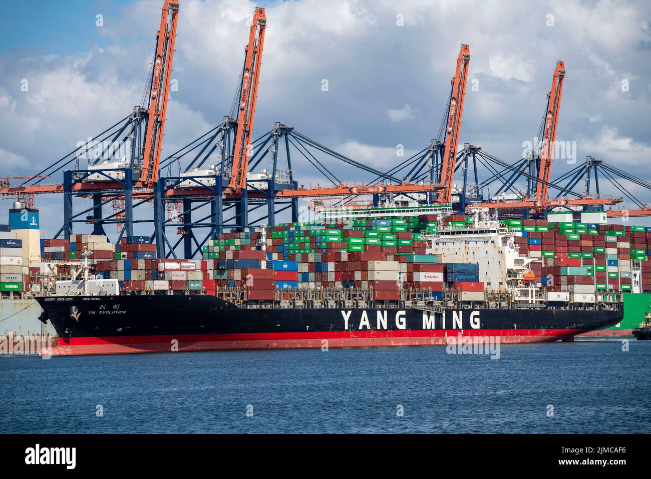 The evolution of the cargo vessel hi-res stock photography and images ...
