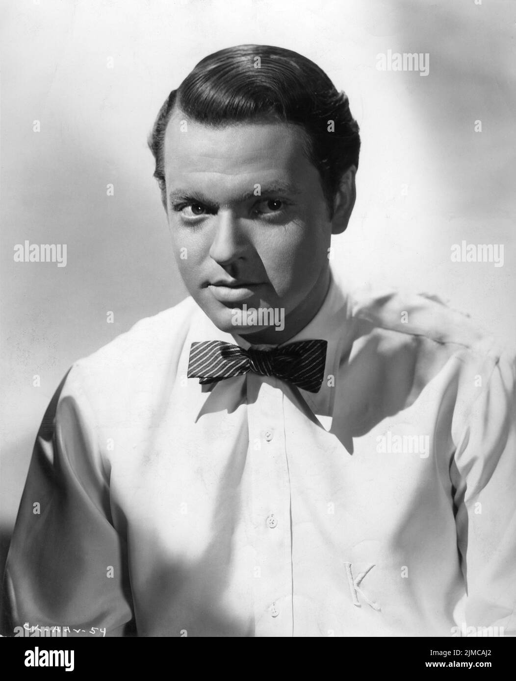 ORSON WELLES as Charles Foster Kane Portrait by ERNEST A. BACHRACH in ...