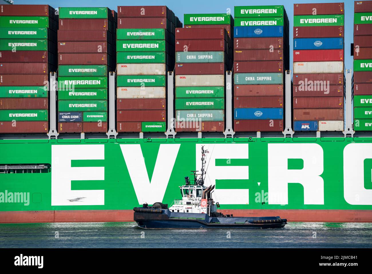 Europoort, Port of Rotterdam, Evergreen Reederei Container ship Ever ...