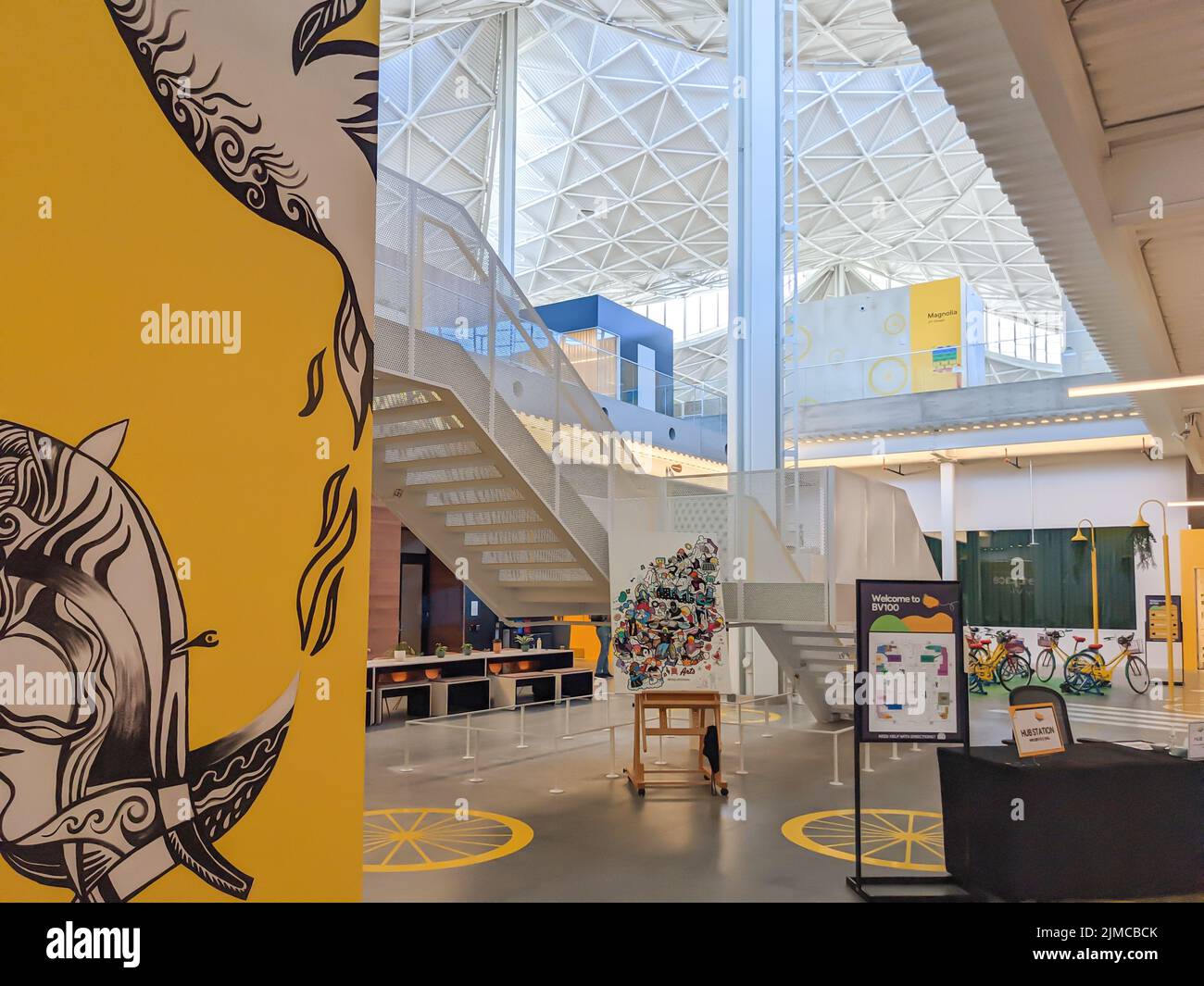 Google mountain view interior hi-res stock photography and images - Alamy