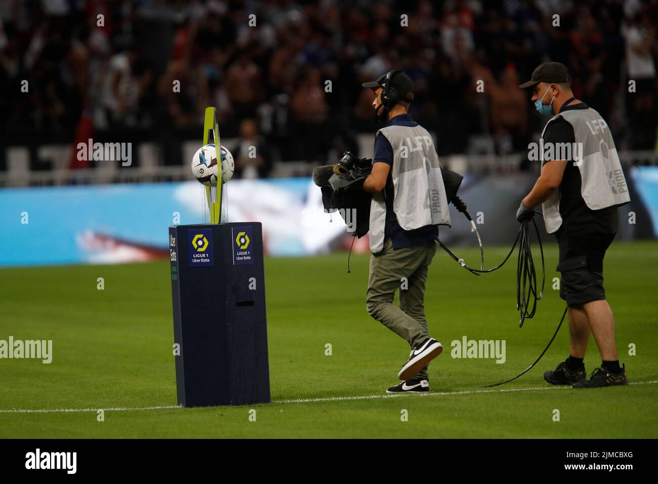 Ligue 1 ball 2022 hi-res stock photography and images - Alamy