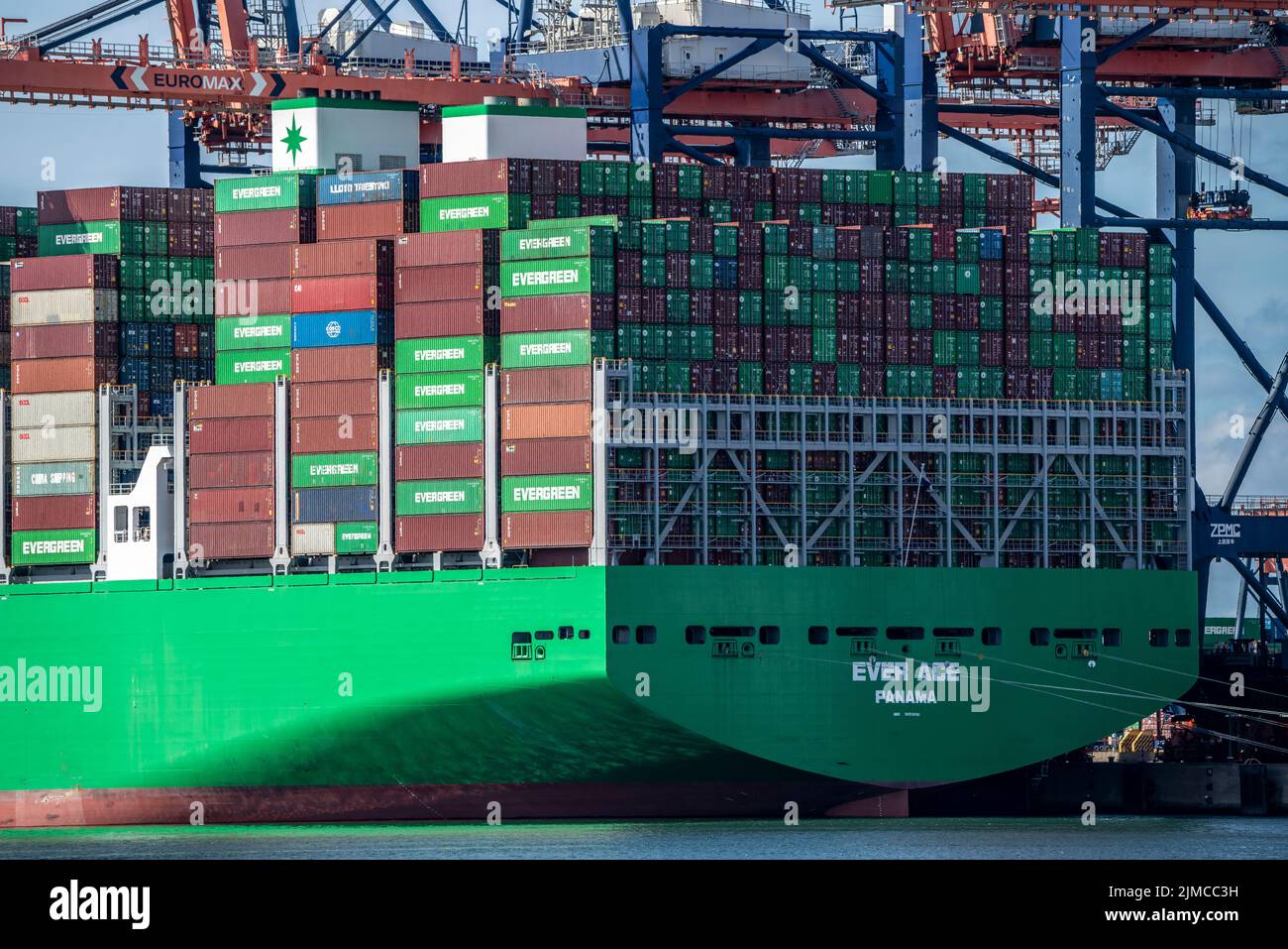 Europoort, Port of Rotterdam, Evergreen Reederei Container ship Ever ...