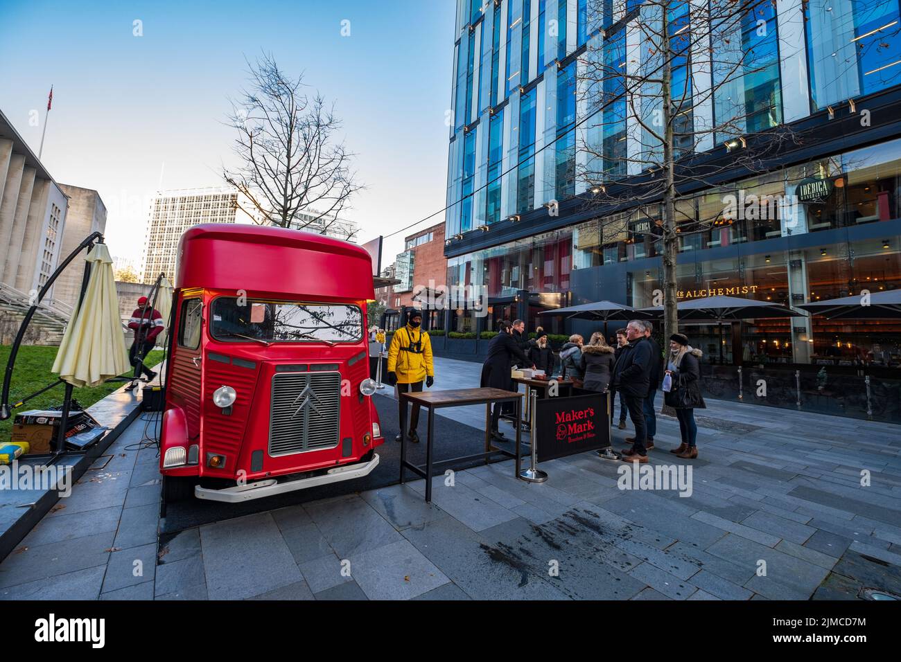 2000s building design hi-res stock photography and images - Alamy