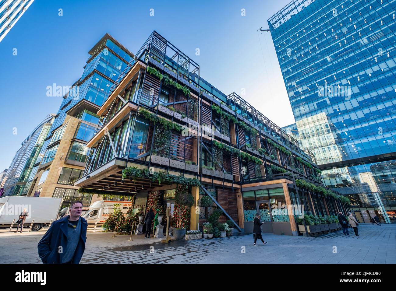 Outside view of The Ivy Restaurant and Brasserie, Spinningfields ...