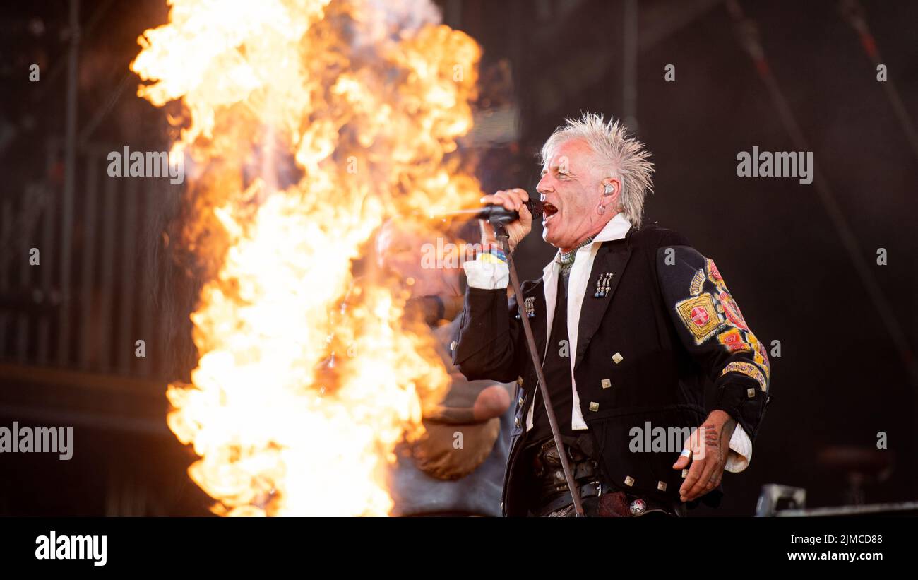 Wacken, Germany. 05th Aug, 2022. The singer with the stage name "Das ...