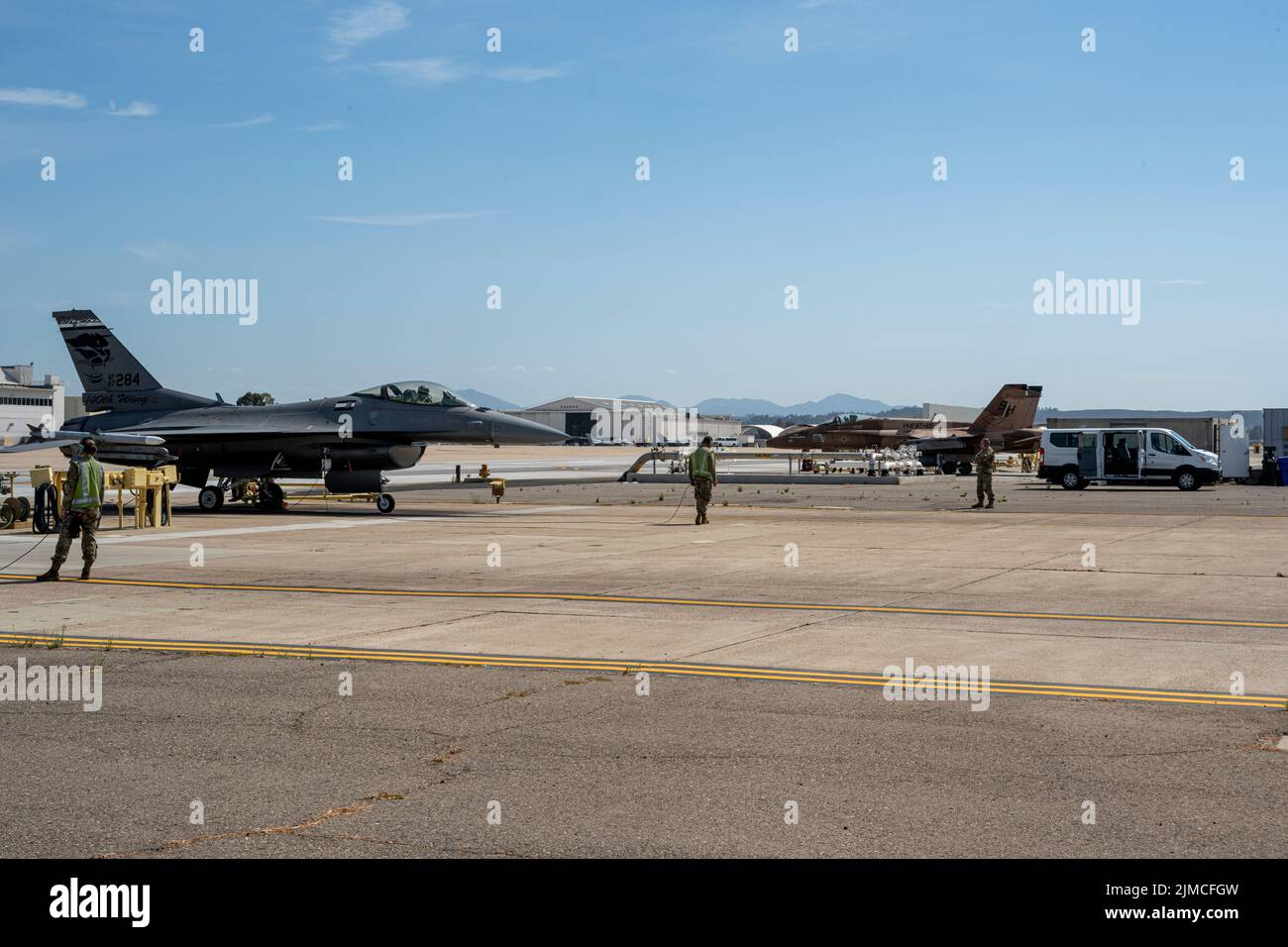 A 120th Fighter Squadron F-16, 140th Wing, Colorado Air National Guard ...