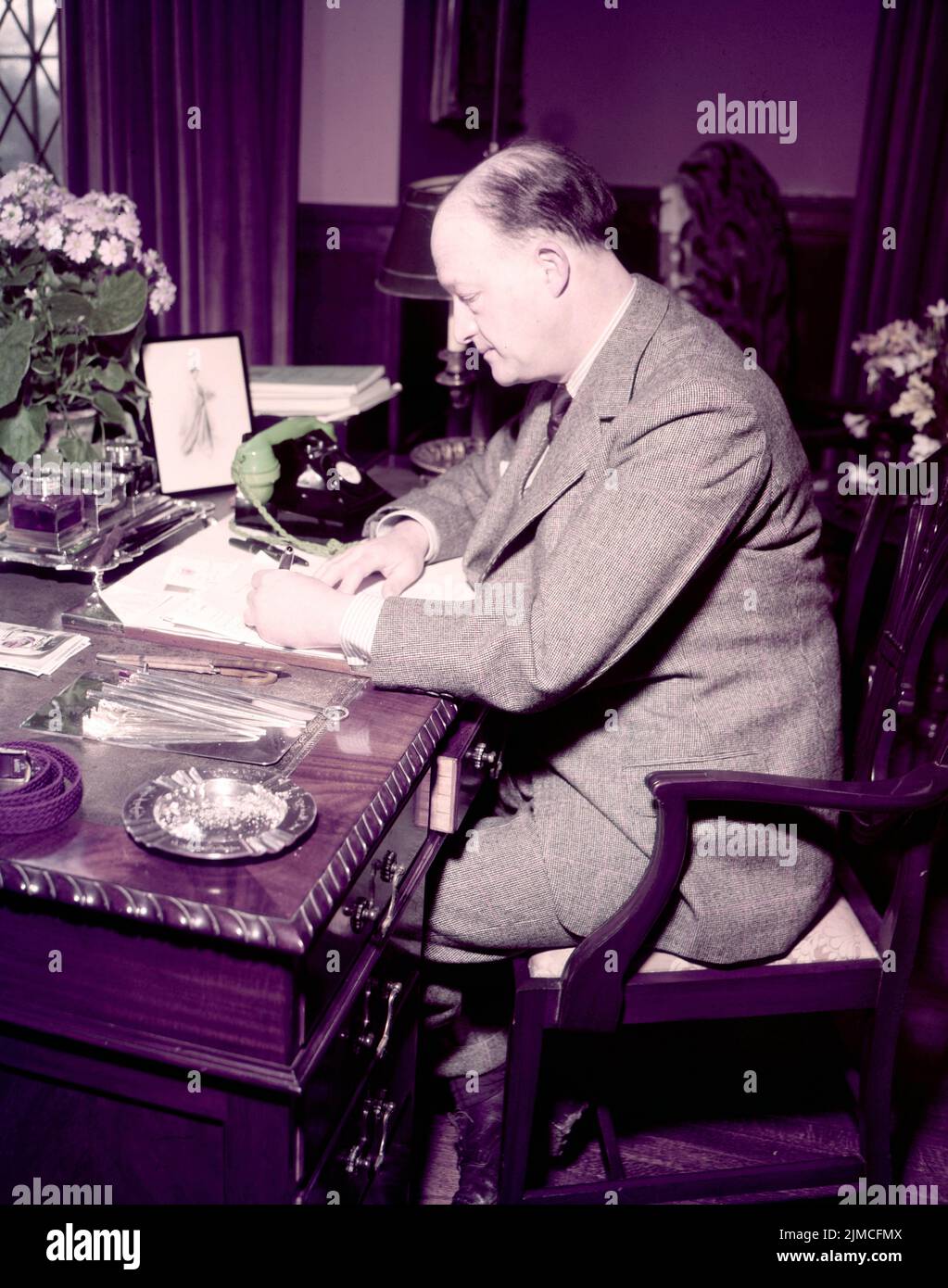 Baron butler saffron hi-res stock photography and images - Alamy