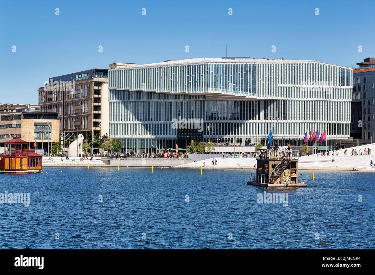 Sauna boat, floating sauna in front of library Deichman, Archtekten ...