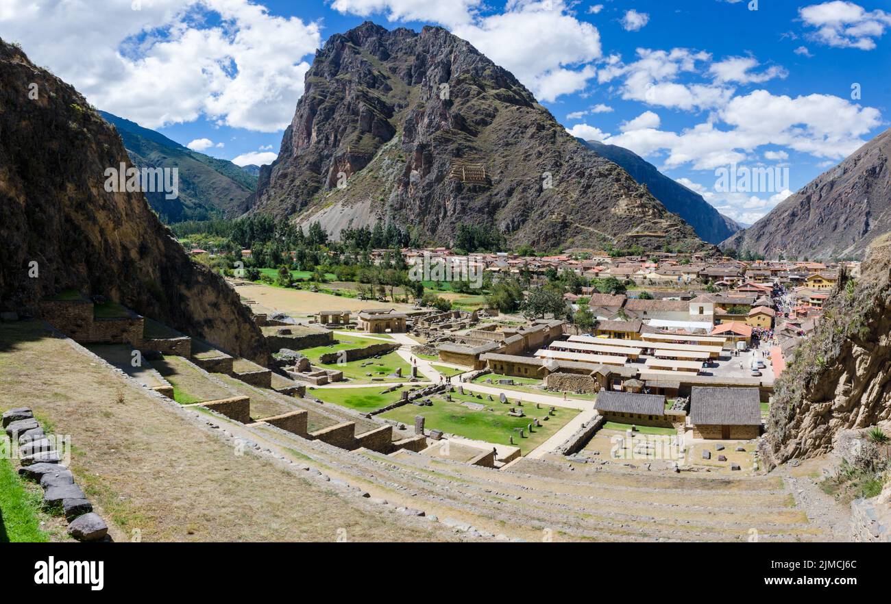 Ollantaytambo Incan Ruins, Sacred Valley Peru Stock Photo - Alamy