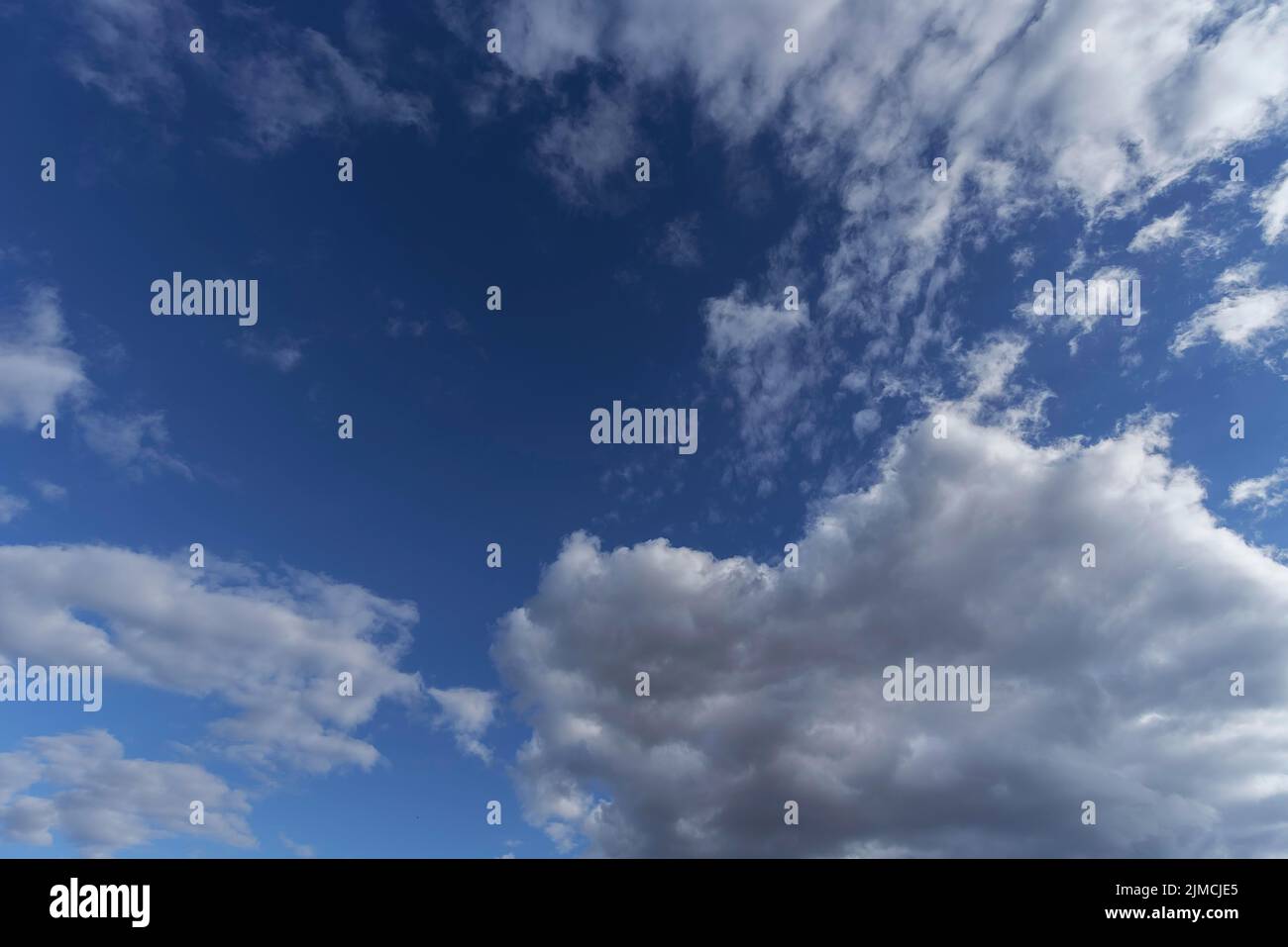 Rain cloud hi-res stock photography and images - Alamy