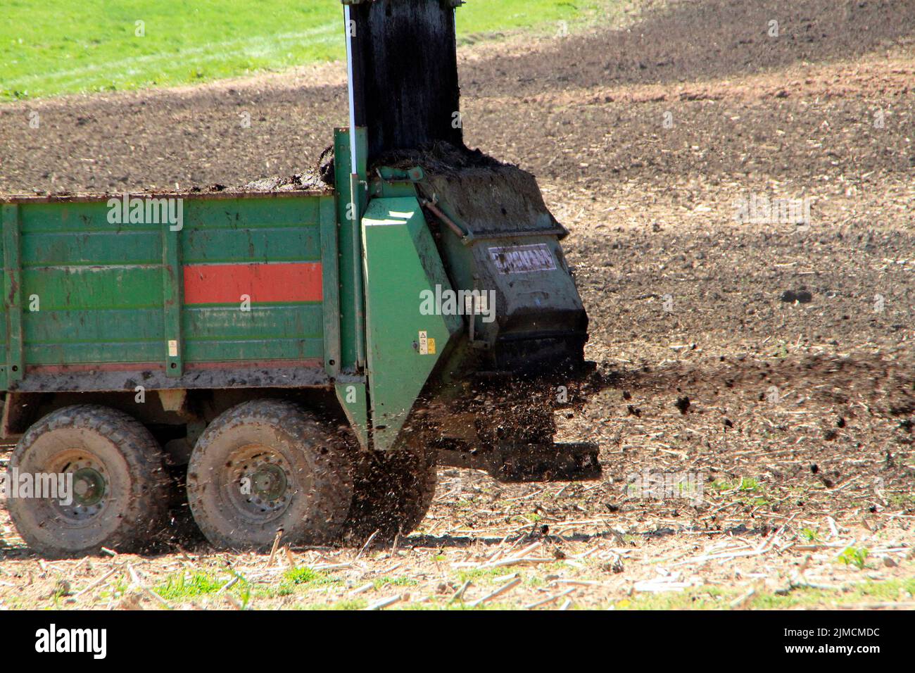 Fertilizer spreader field hi-res stock photography and images - Alamy