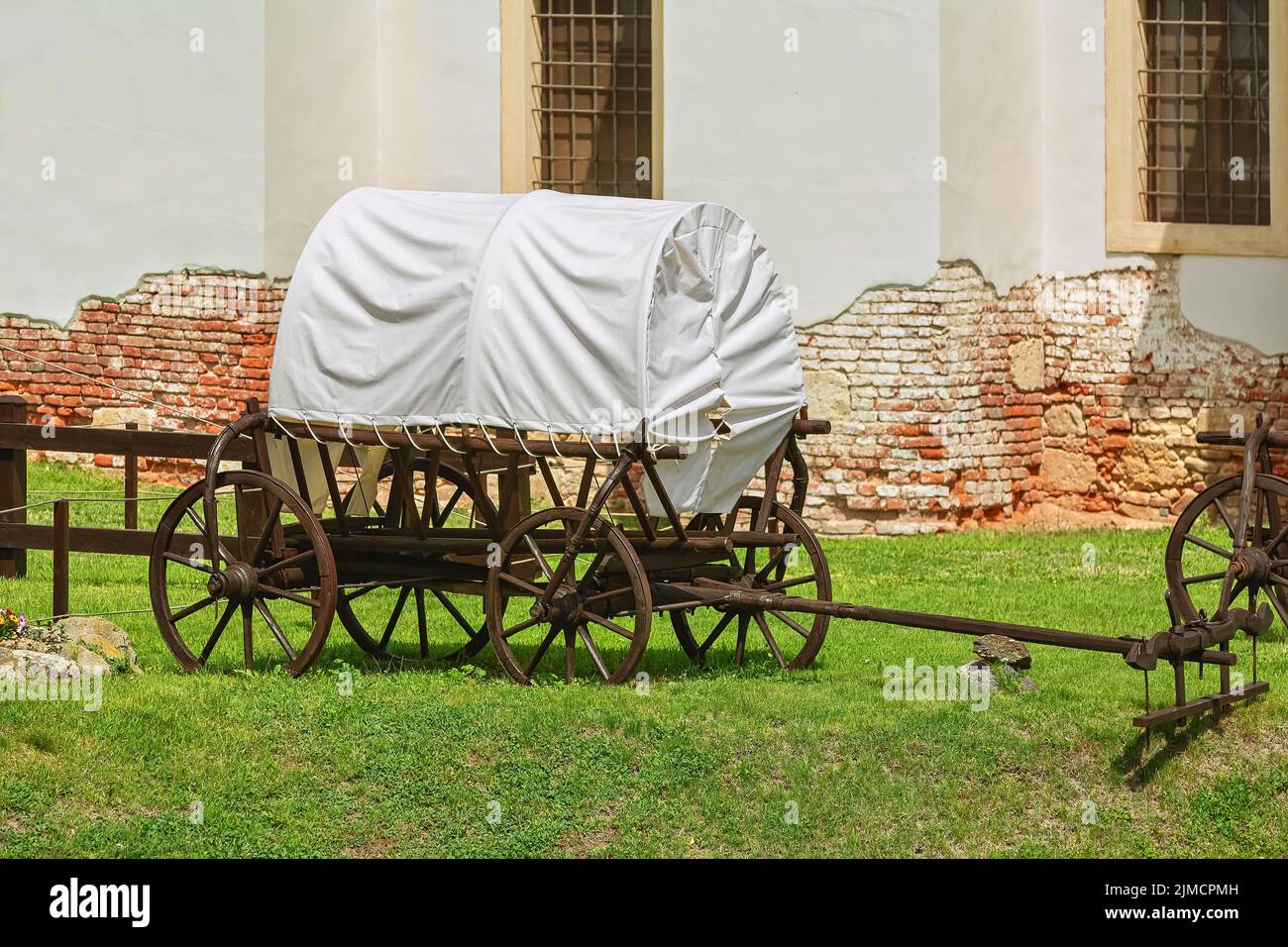 Covered Wagon in the Courtyard Stock Photo - Alamy