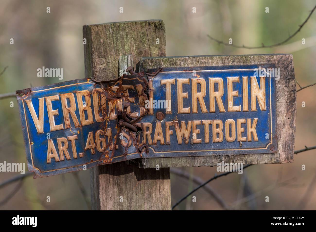 Sign forbidden entry in Dutch language Stock Photo - Alamy