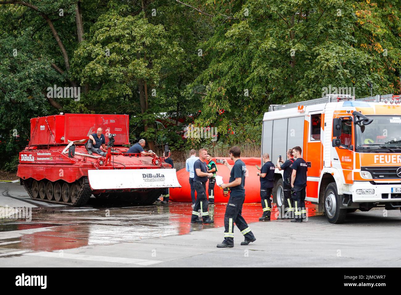 Berlin, Germany. 05th Aug, 2022. The firefighting tank type "Marder of ...