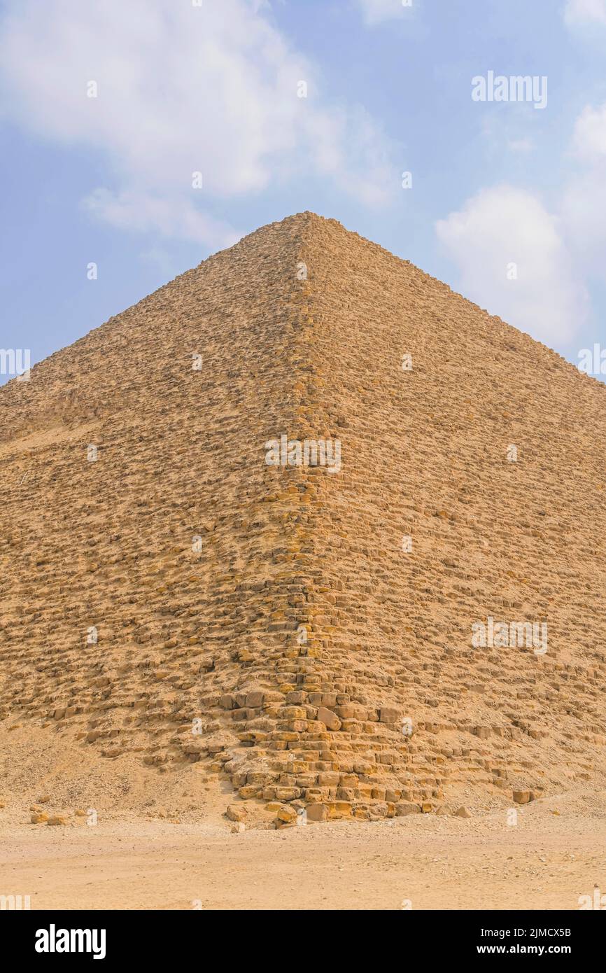 Curved pyramid hi-res stock photography and images - Alamy