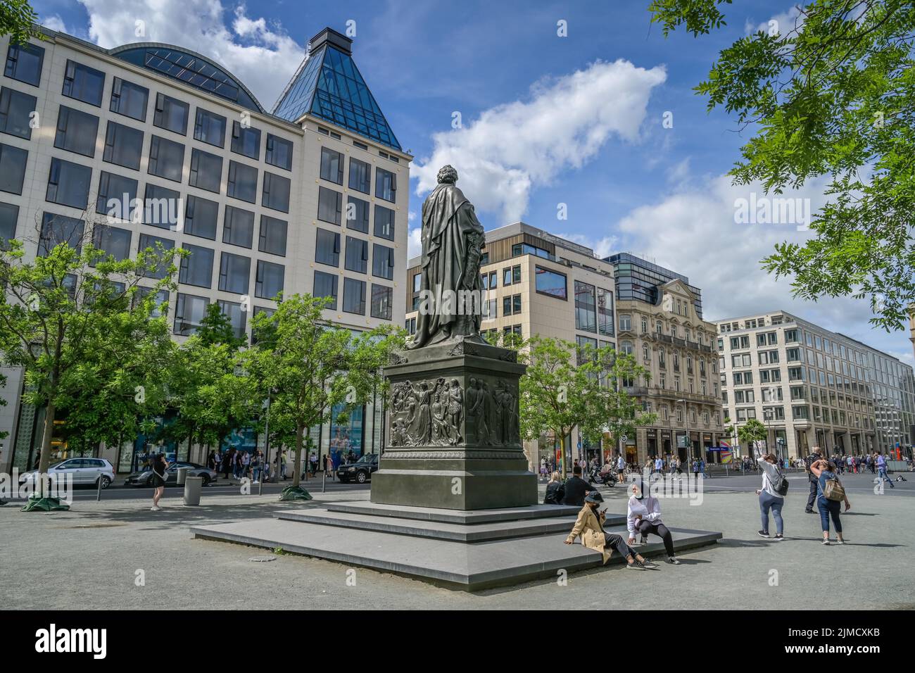 Goethe Monument, Goetheplatz, Frankfurt am Main, Hesse, Germany Stock ...