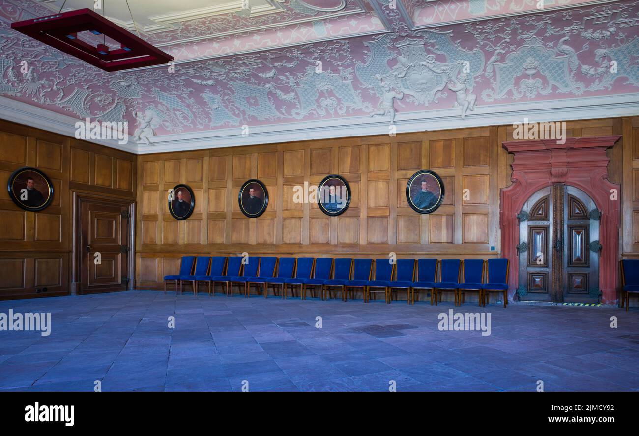 Dining facility hi-res stock photography and images - Alamy