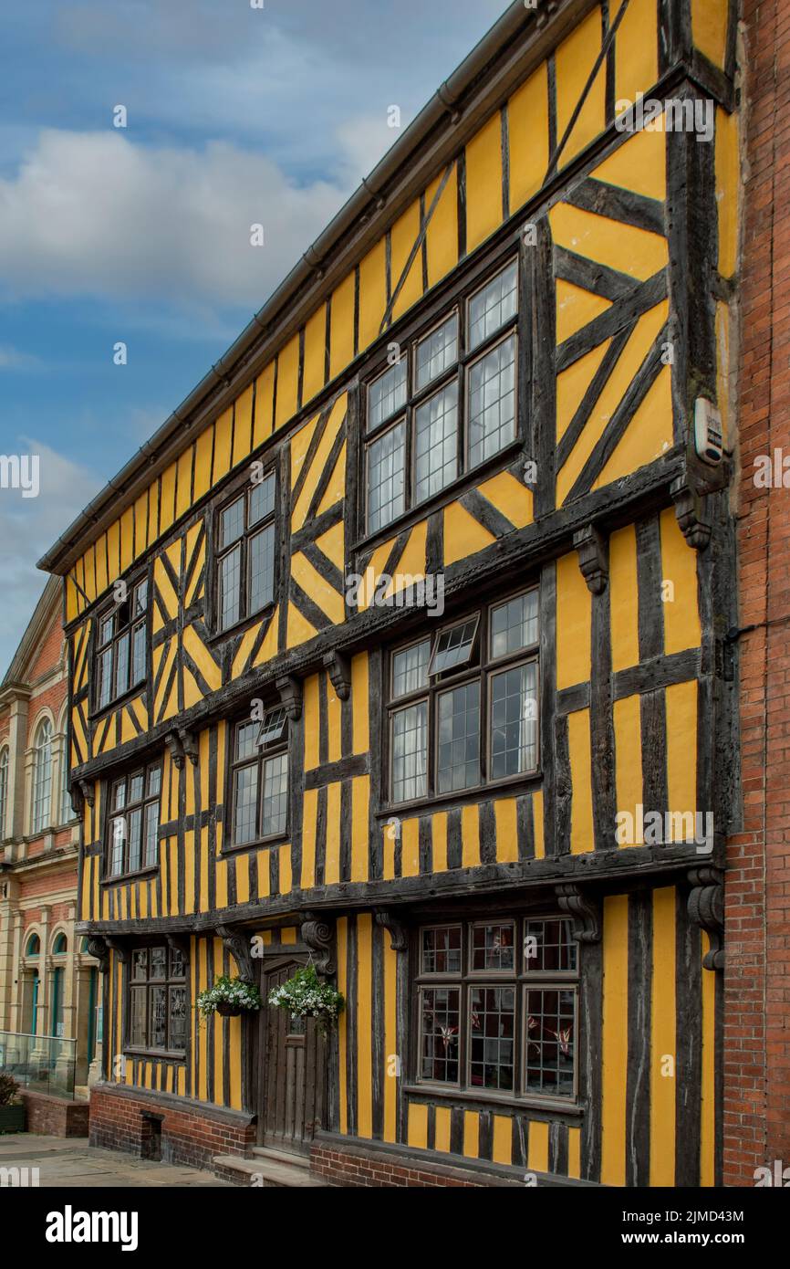 Tudor Half-timbered Building, Ludlow, Shropshire, England Stock Photo ...