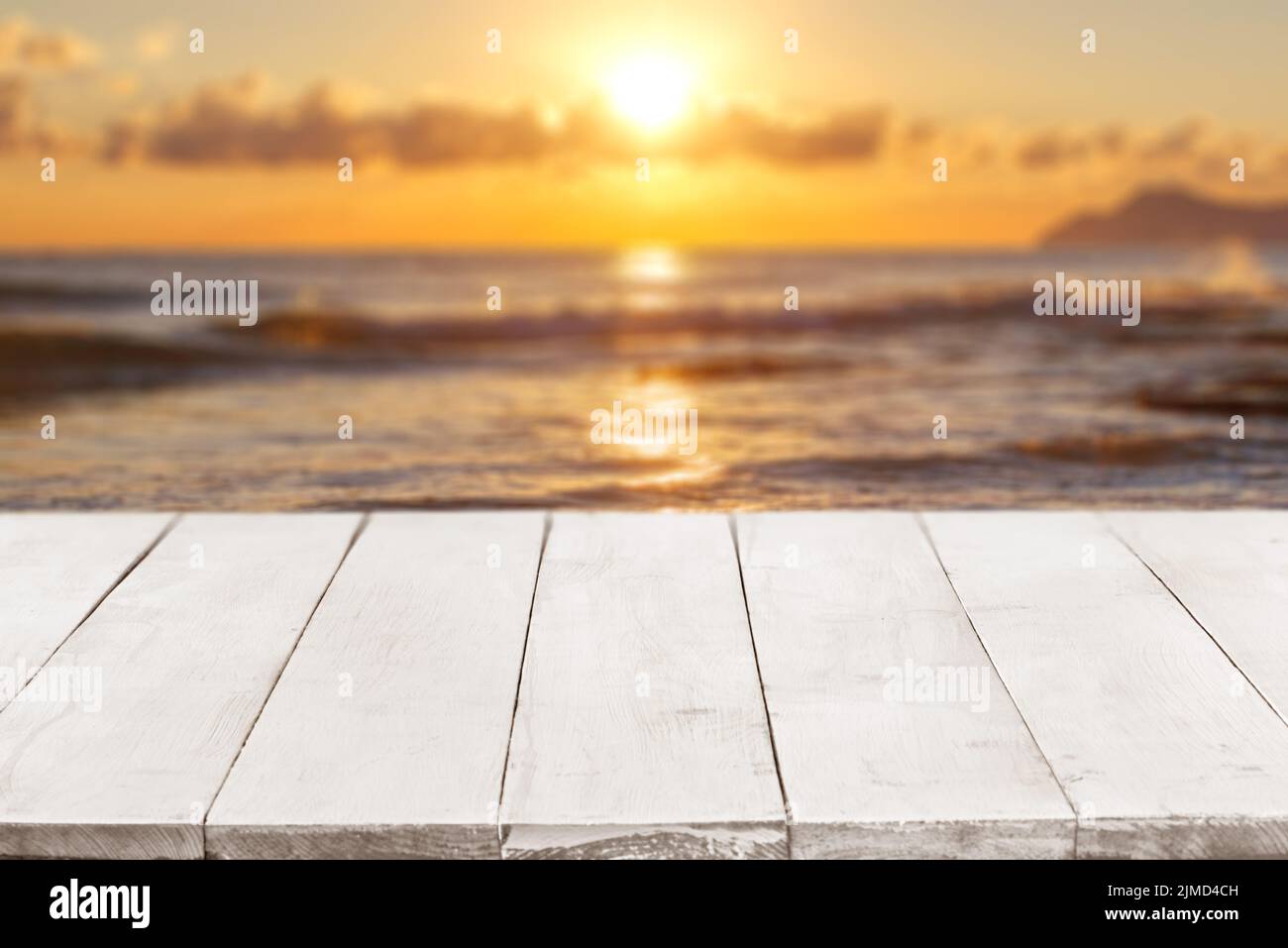 Empty boards hi-res stock photography and images - Alamy