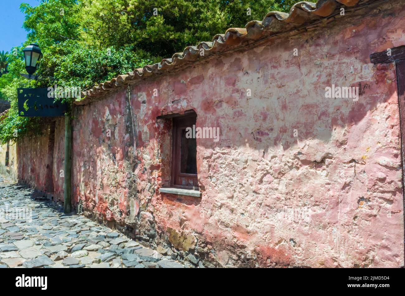 Colonia del Sacramento, Uruguay - Dezember 26, 2015: Portuguese ...