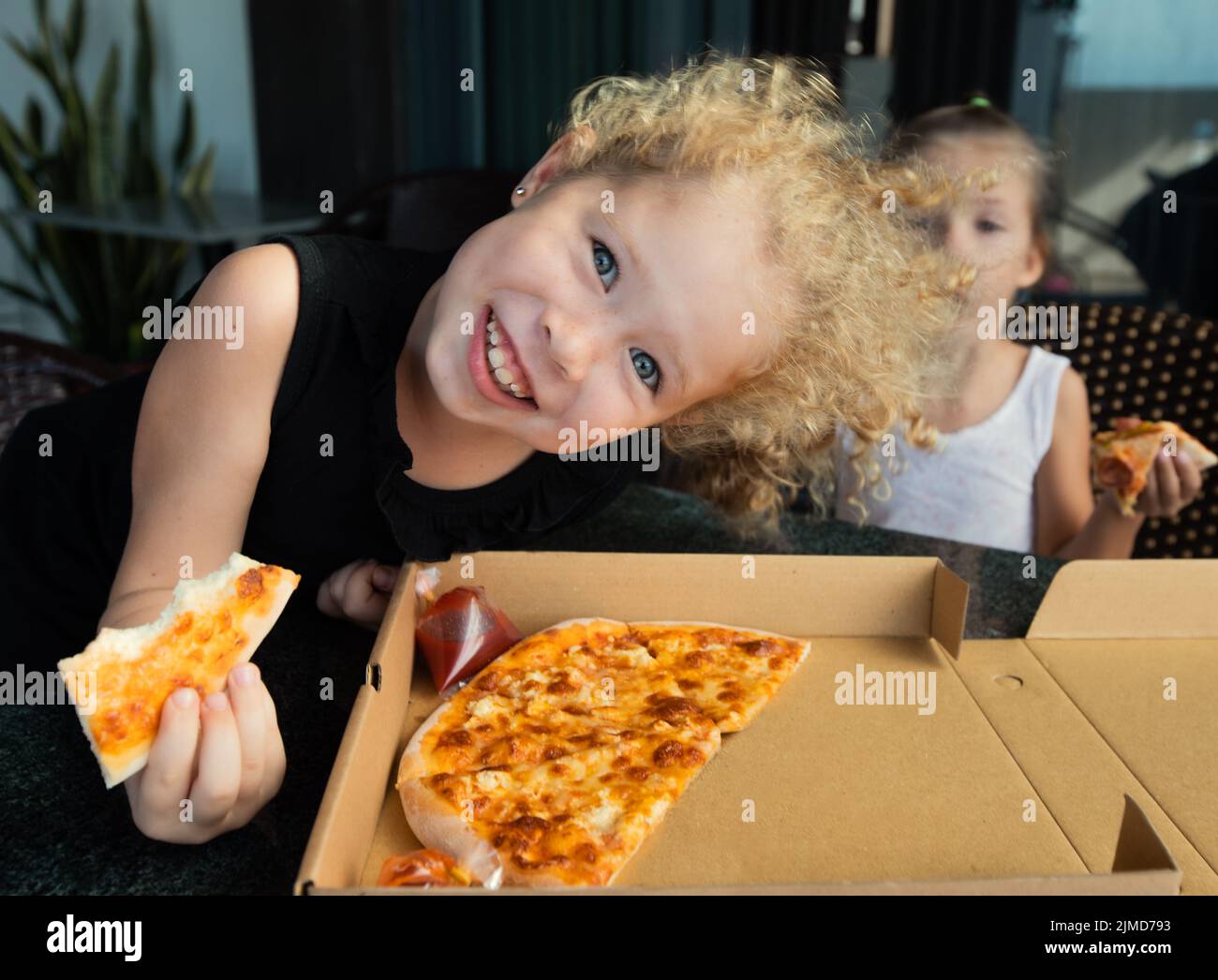 Funny kids hi-res stock photography and images - Alamy