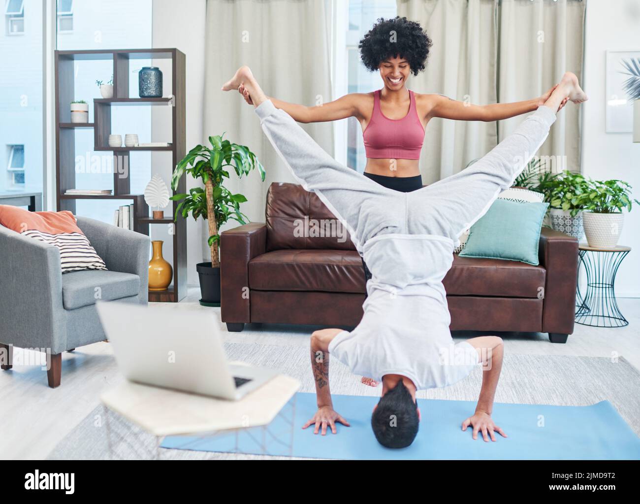 Young yoga couple training hi-res stock photography and images - Alamy
