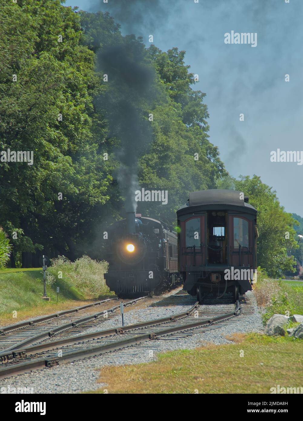 Antique steam locomotive passenger cars hi-res stock photography and ...
