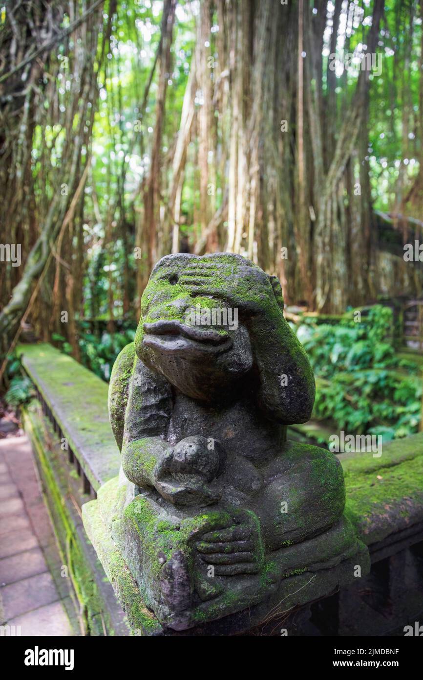 Ancient traditional balinese statue. Ubud Stock Photo - Alamy