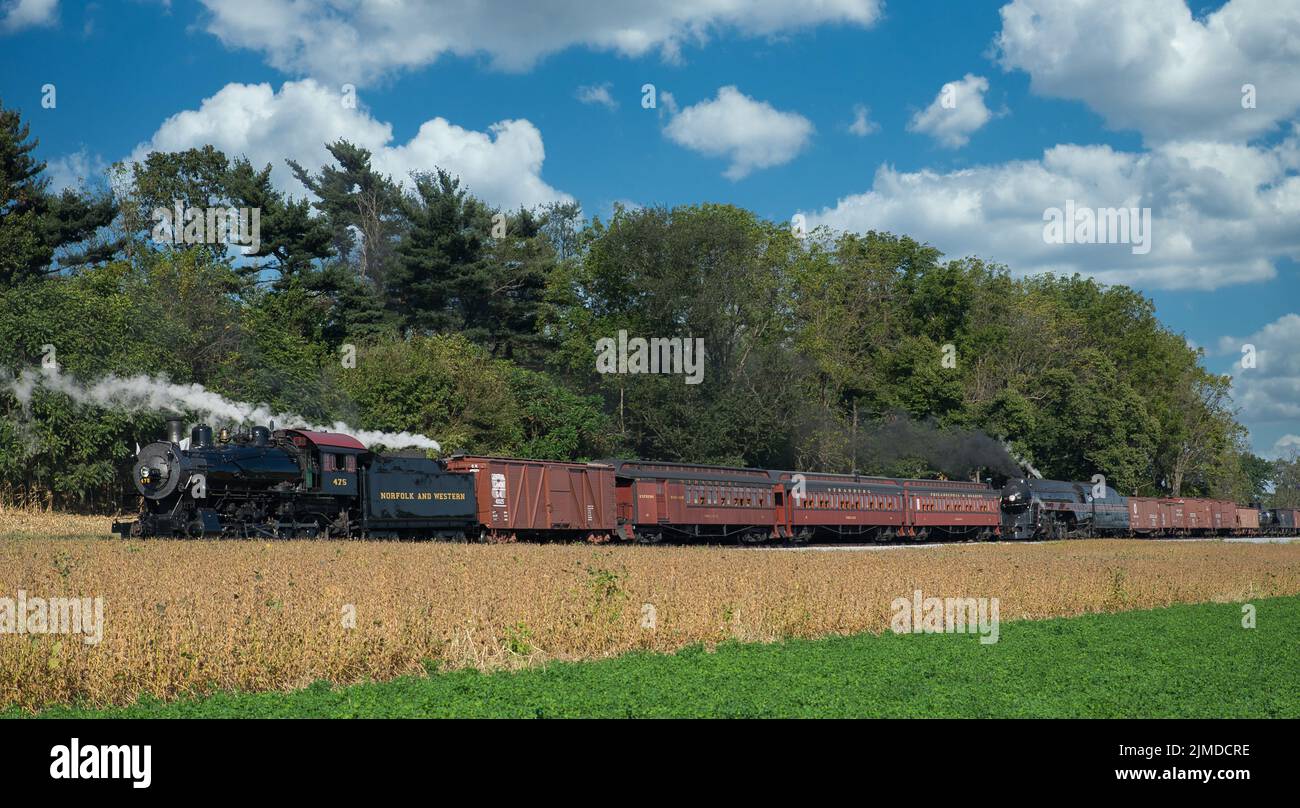 Vintage freight train usa hi-res stock photography and images - Alamy