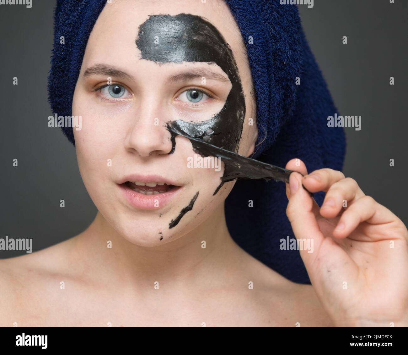 Glow mask hi-res stock photography and images - Alamy