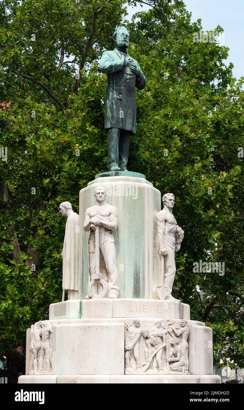 Monument to Austrian politician Karl Lueger in Vienna Stock Photo - Alamy