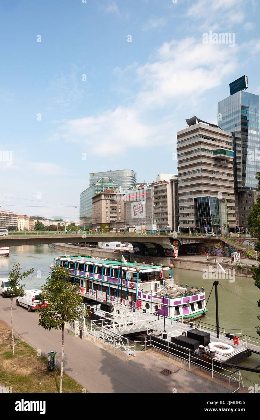 Danube Canal in Vienna Stock Photo - Alamy