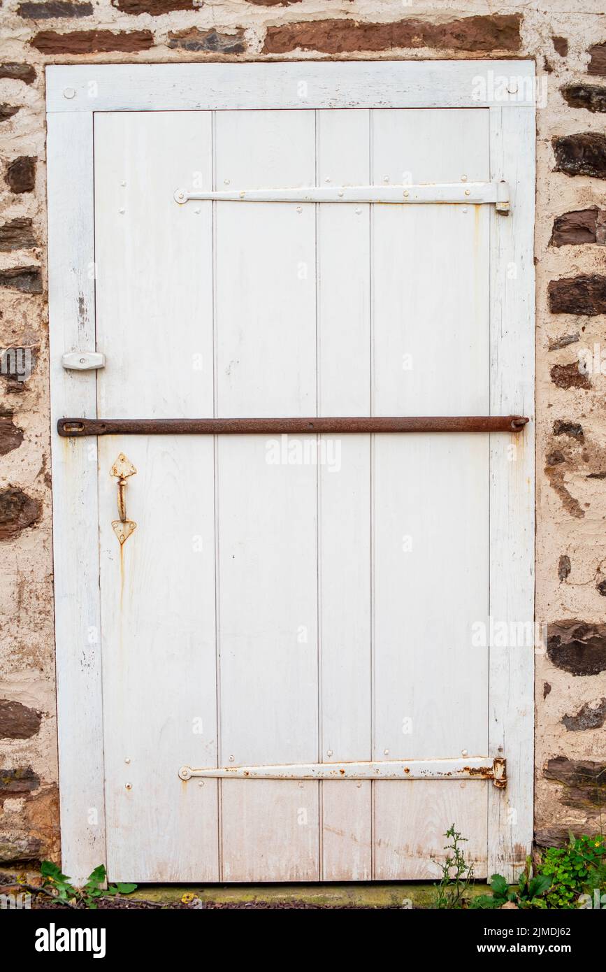 Barred wooden door hi-res stock photography and images - Alamy